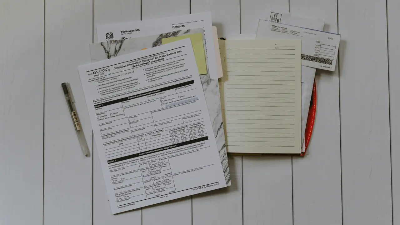 Paperwork ESL Discussion Questions - Smart Discussions